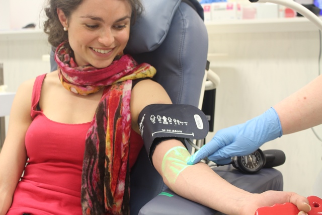 Australia begins world-first trial of vein viewing technology – Tribune ...